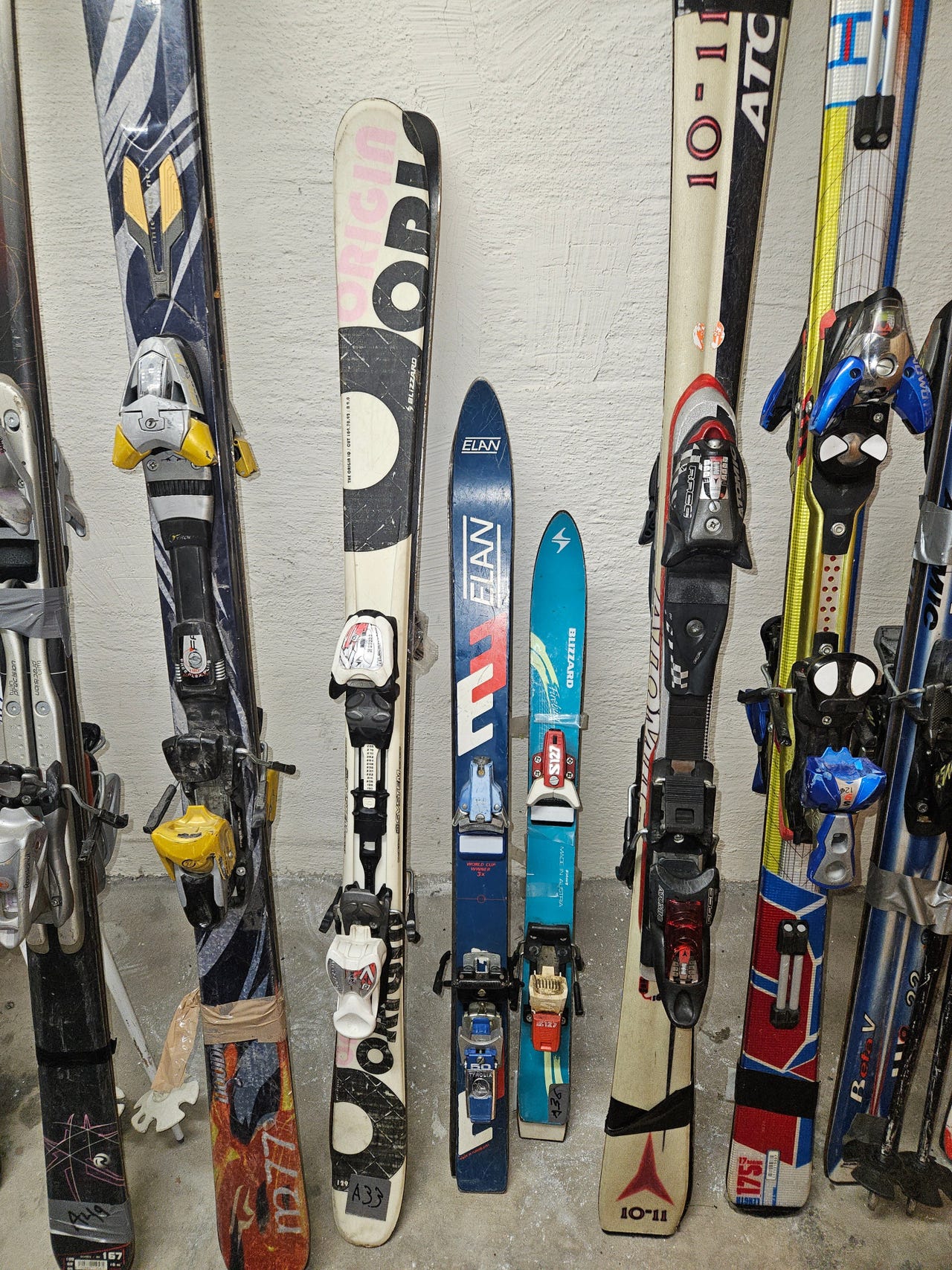 Alpinski 80cm og 100cm med staver passer vanlige slalomsko | FINN-torget