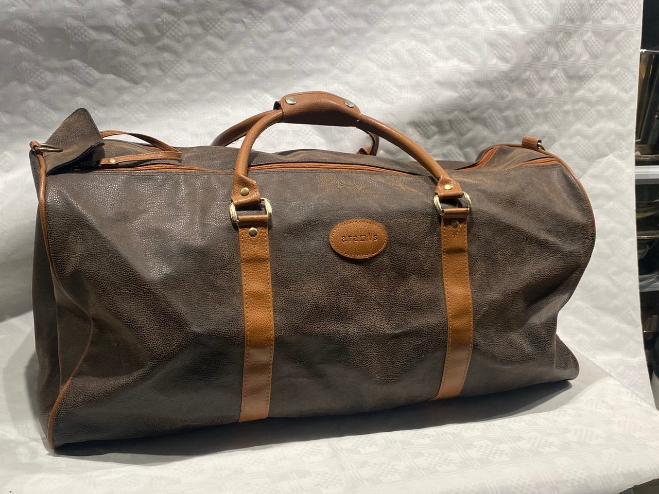 Stor klassisk vintage bag/weekend bag fra ARAMIS. Tilsvarende stoff som ...