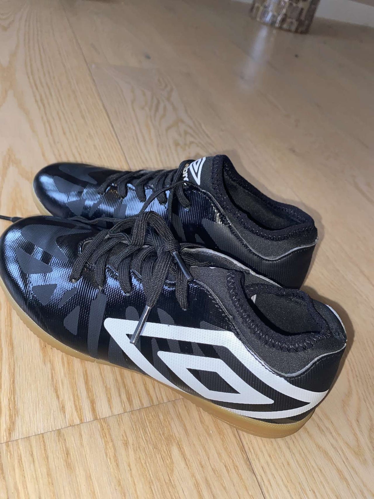Umbro innesko / fotballsko | FINN-torget