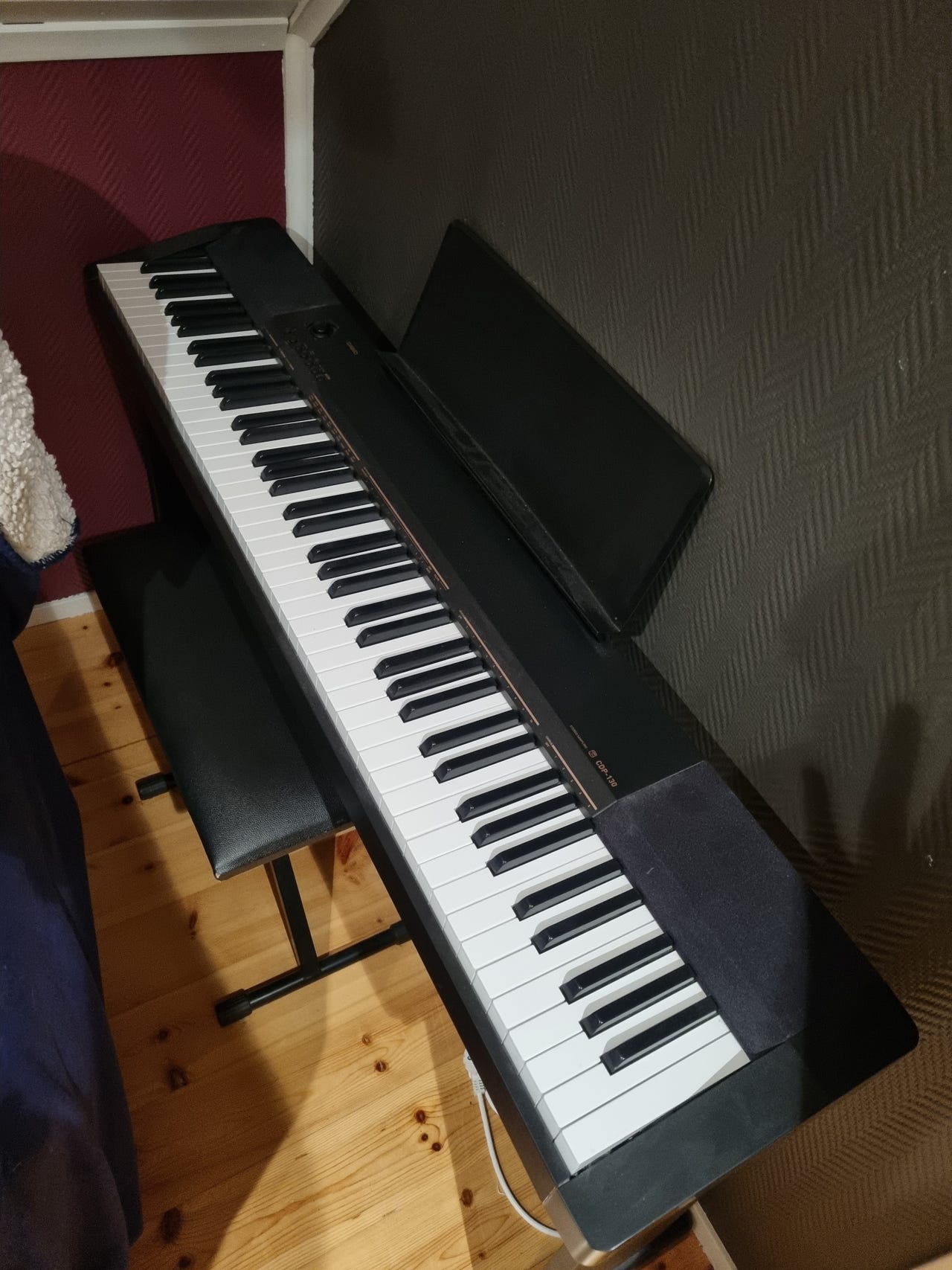 Keyboard Casio CDP - 130 me stativ+krakk | FINN-torget