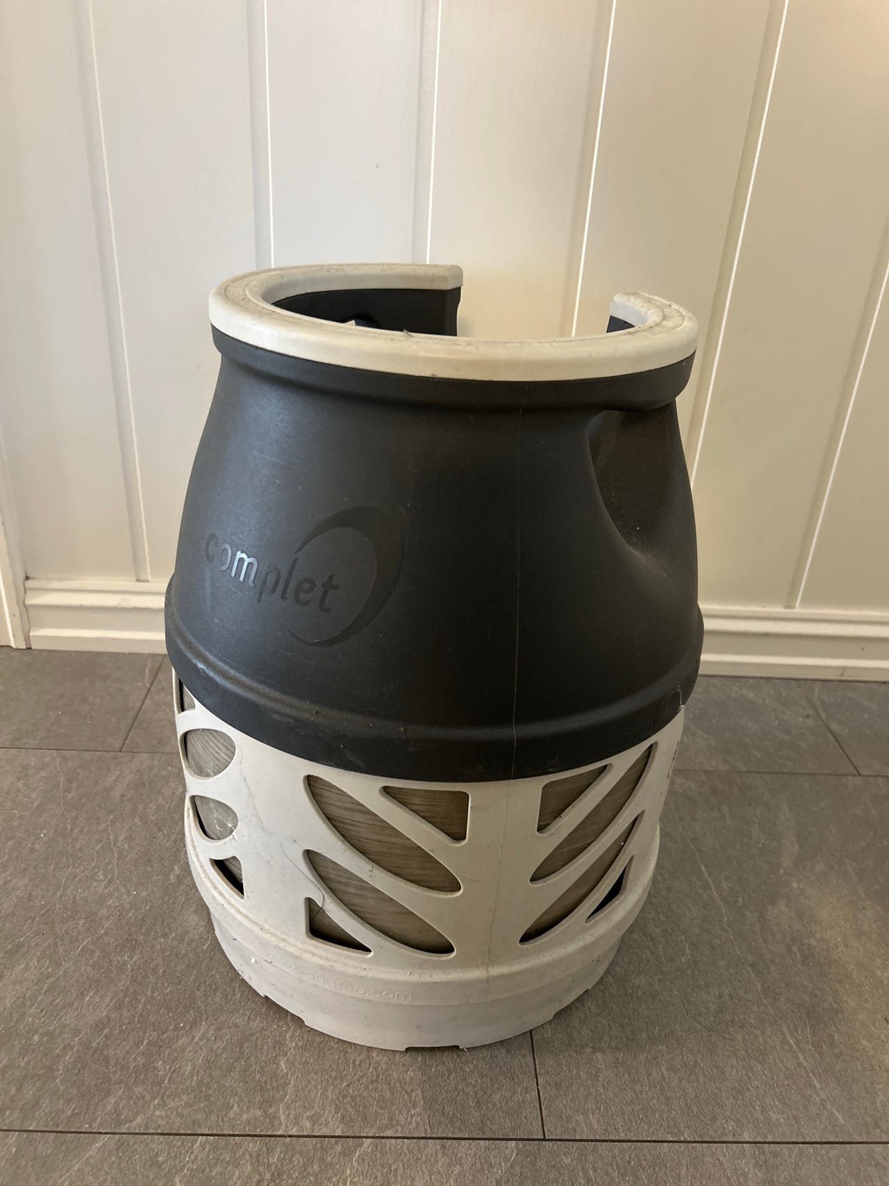 Gassbeholder 5L | FINN-torget
