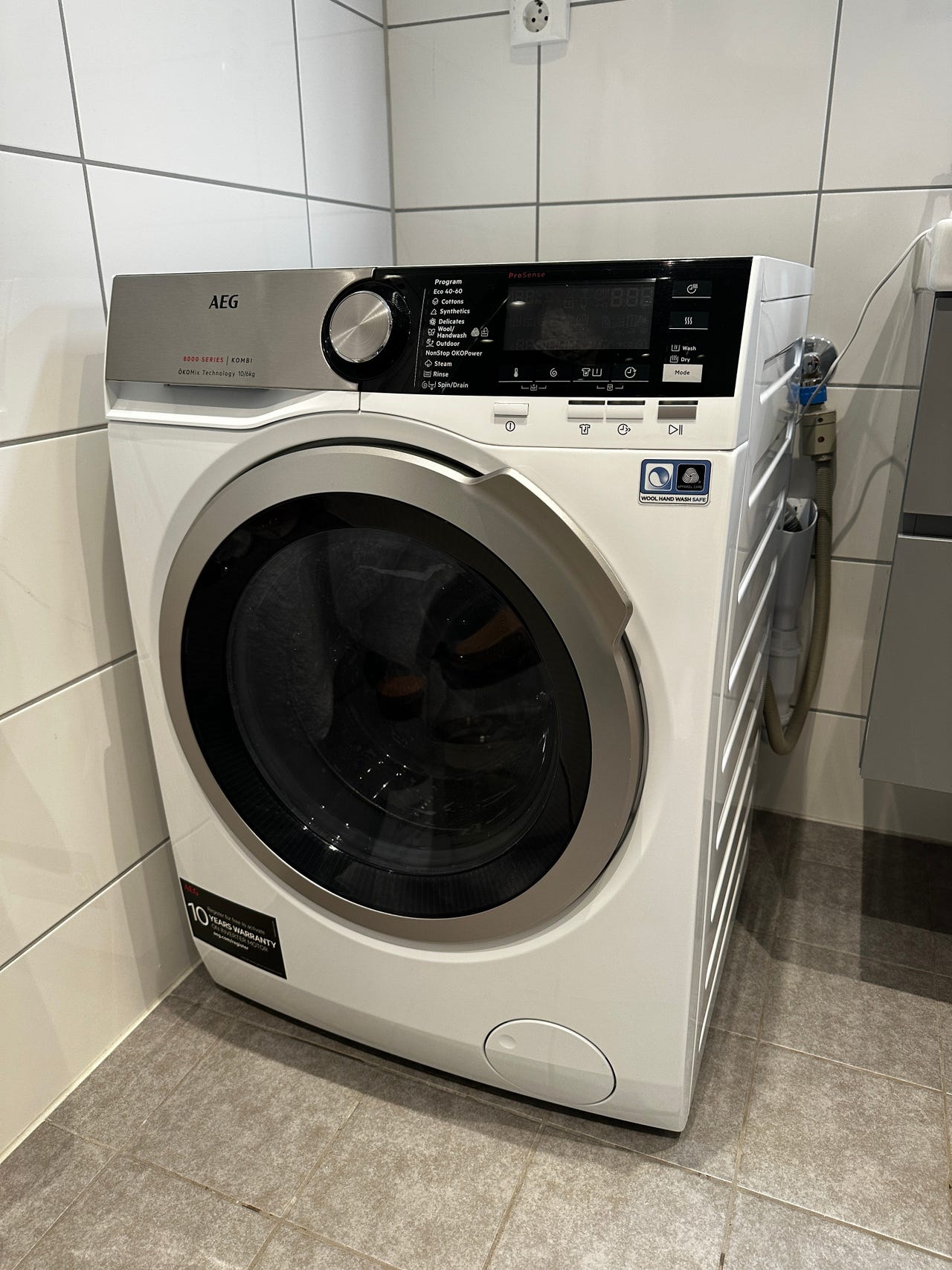 AEG 8000 series kombimaskin | FINN-torget