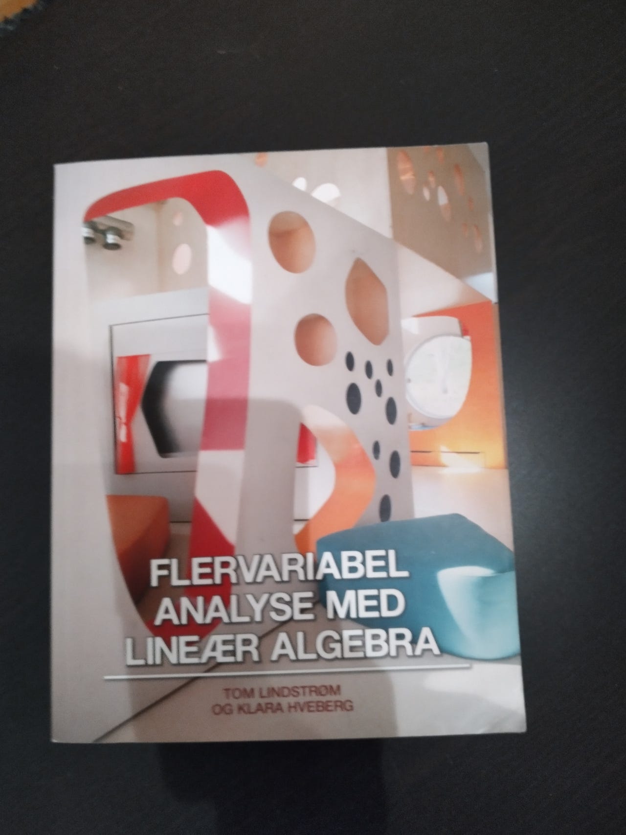 Flervariabel analyse med lineær algebra | FINN-torget