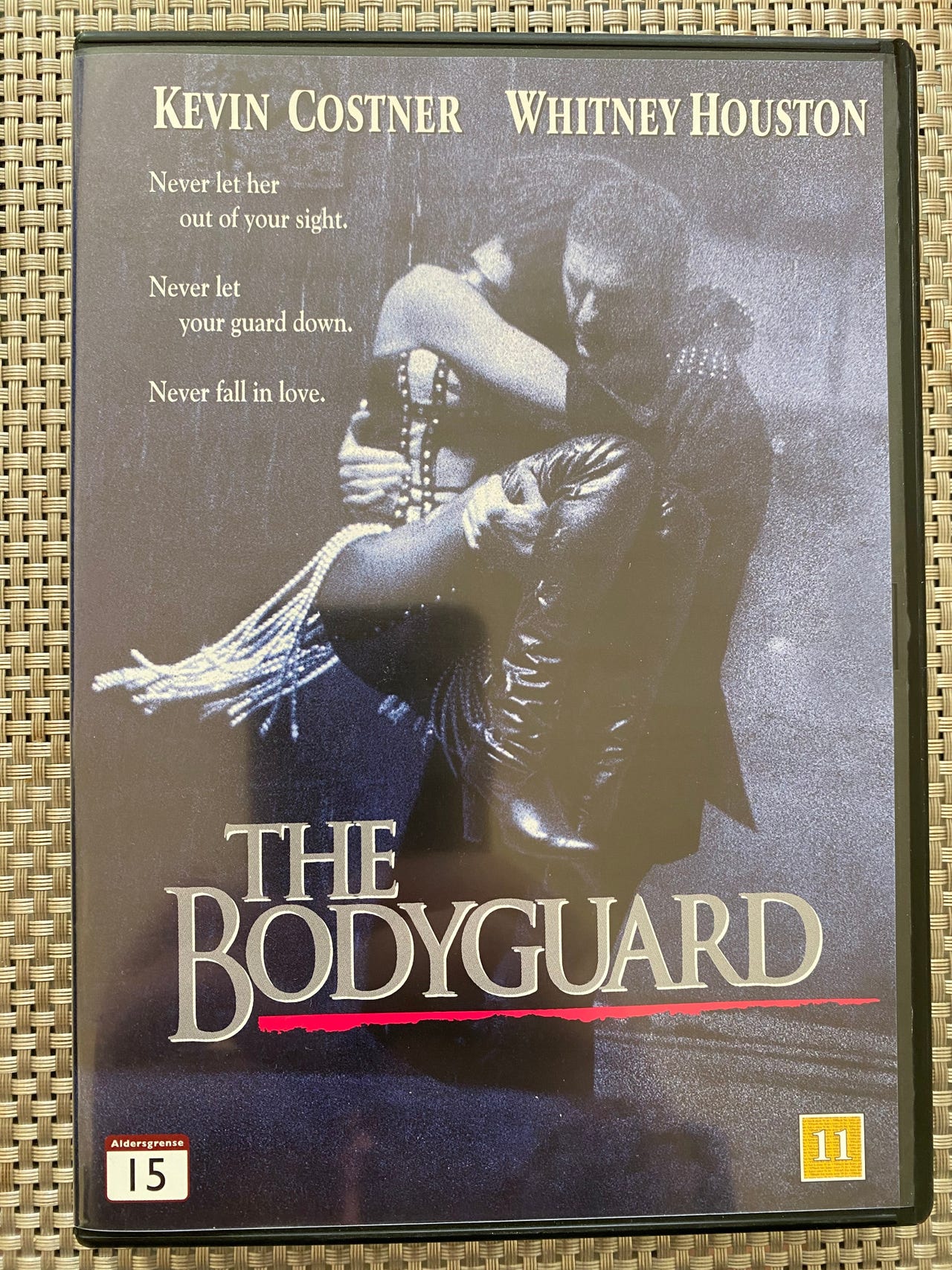 THE BODYGUARD (1992) MED Kevin Costner og Whitney Houston PÅ DVD (SOM ...