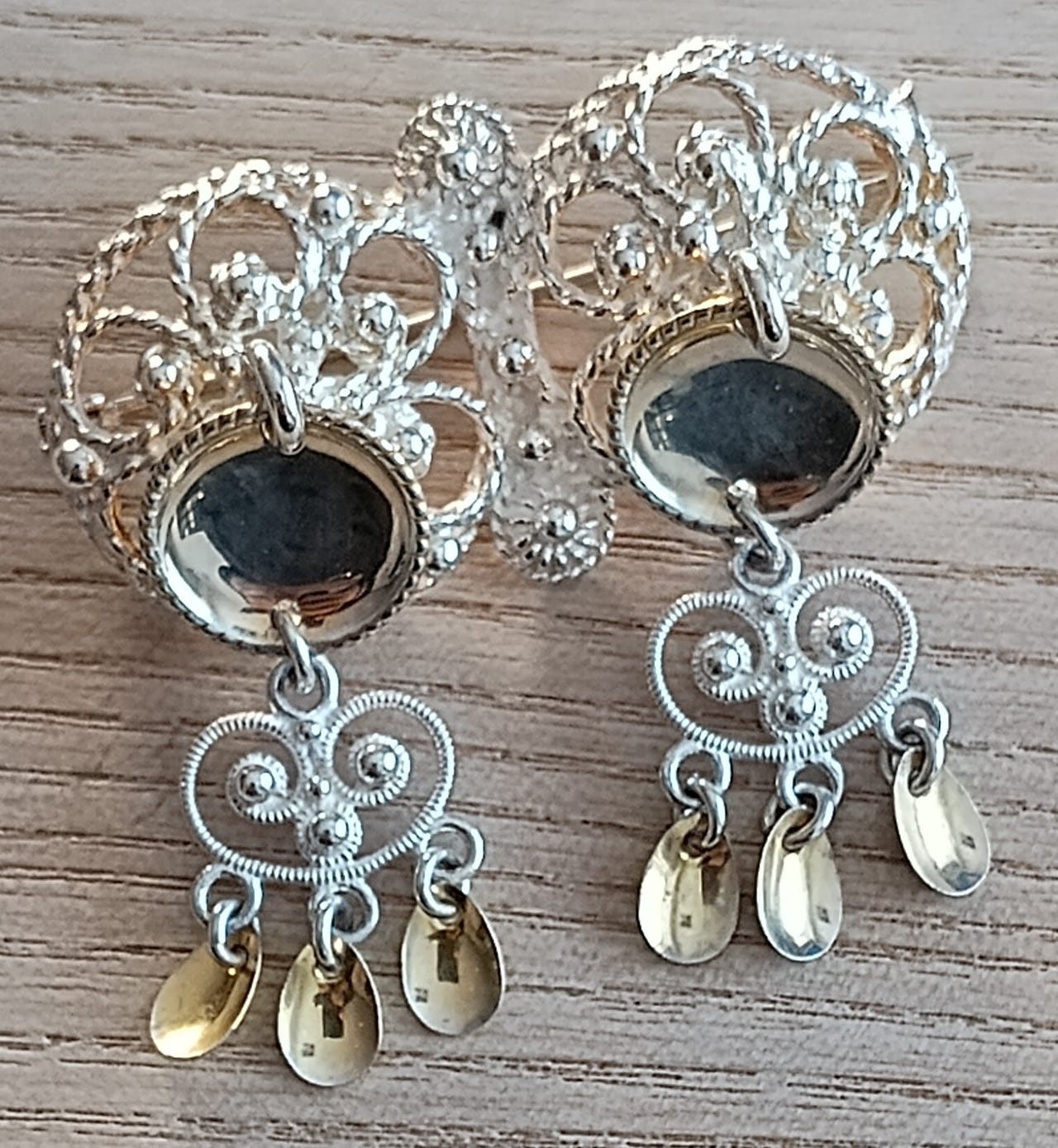 Halssølje sølv med forgylte dråper | FINN-torget