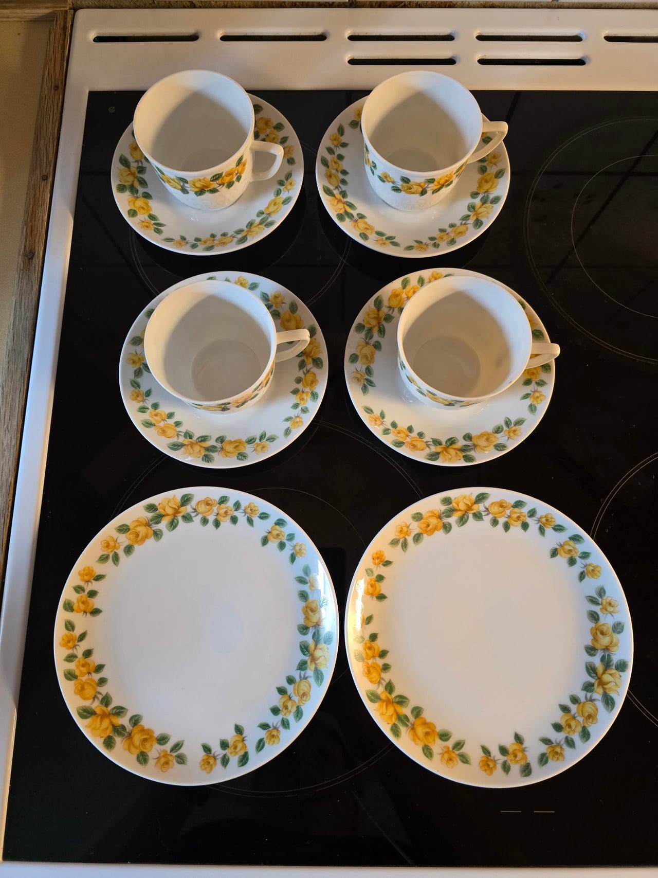 Porselen kaffe Servise | FINN-torget