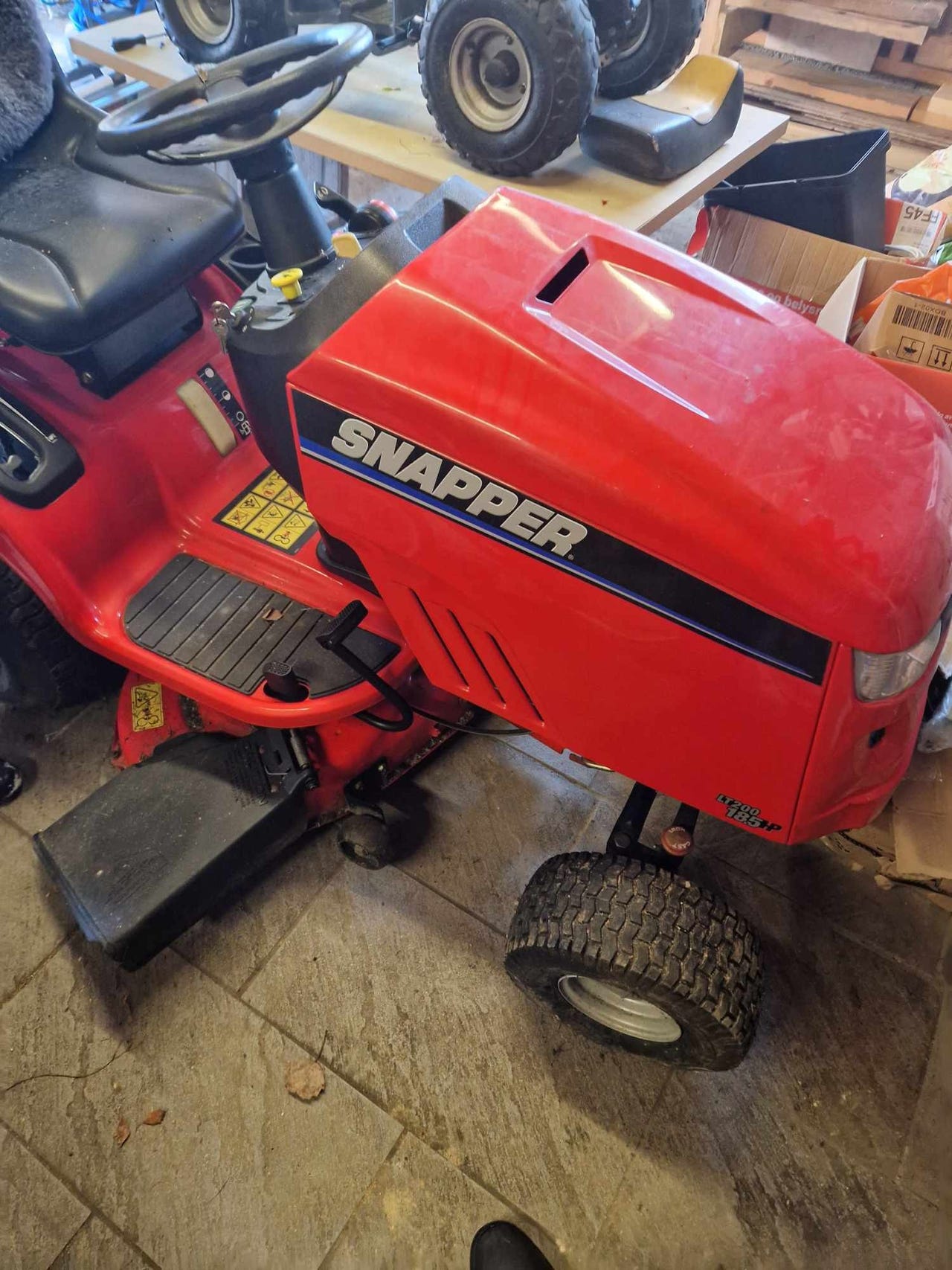 Snapper LT200 18.5hp | FINN-torget