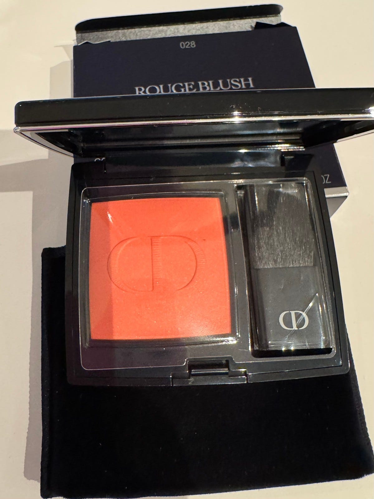Dior Rouge Blush 028 Actrice (Ny) | FINN-torget