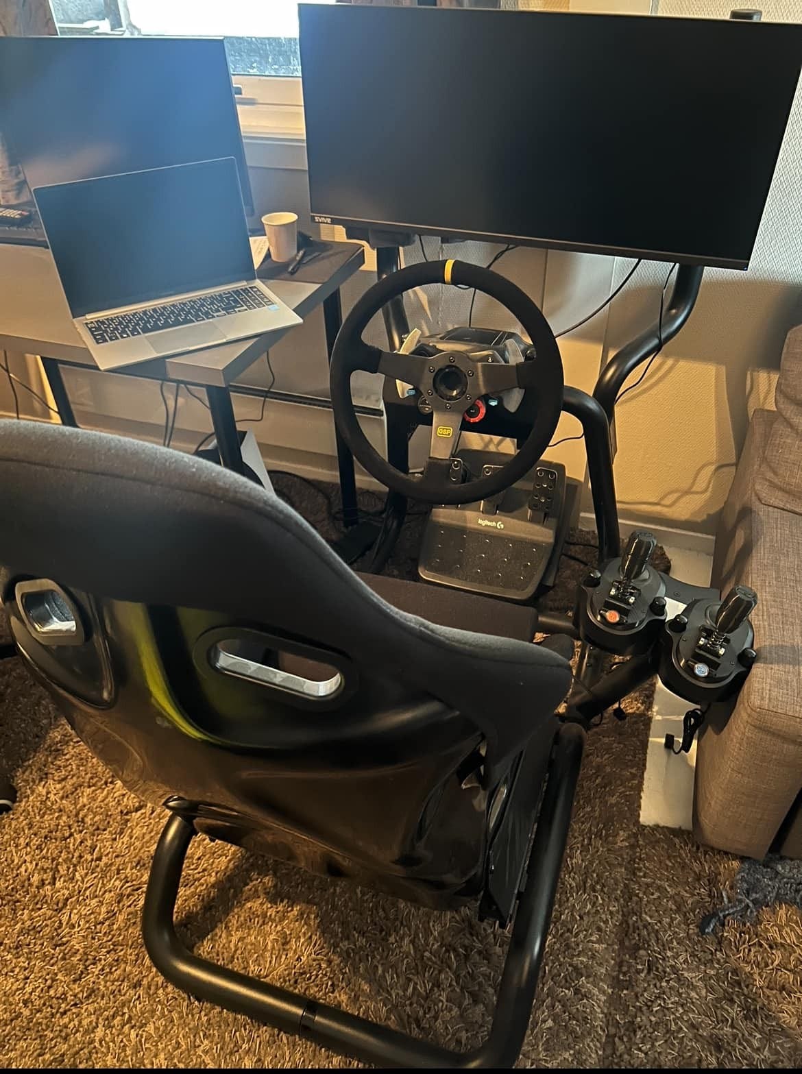 Simracing - Nybygget og ubrukt rig | FINN-torget