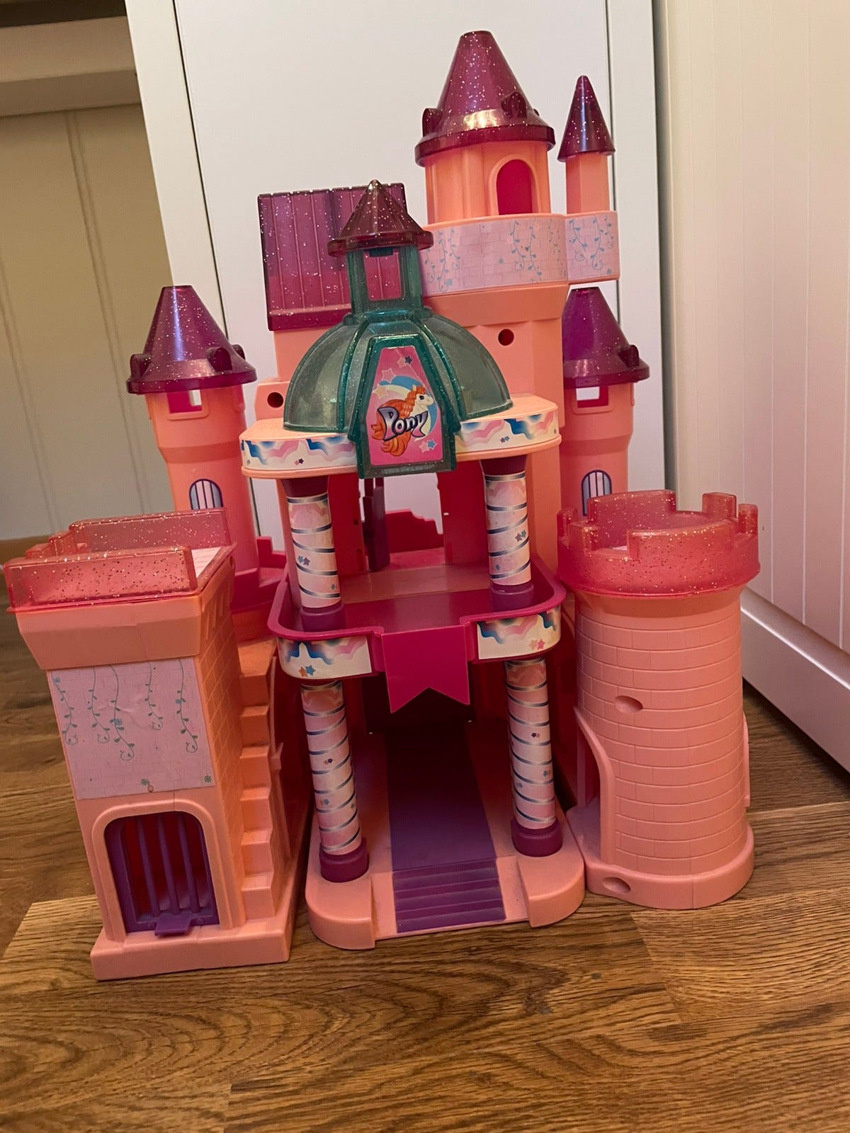 Pony slott | FINN-torget