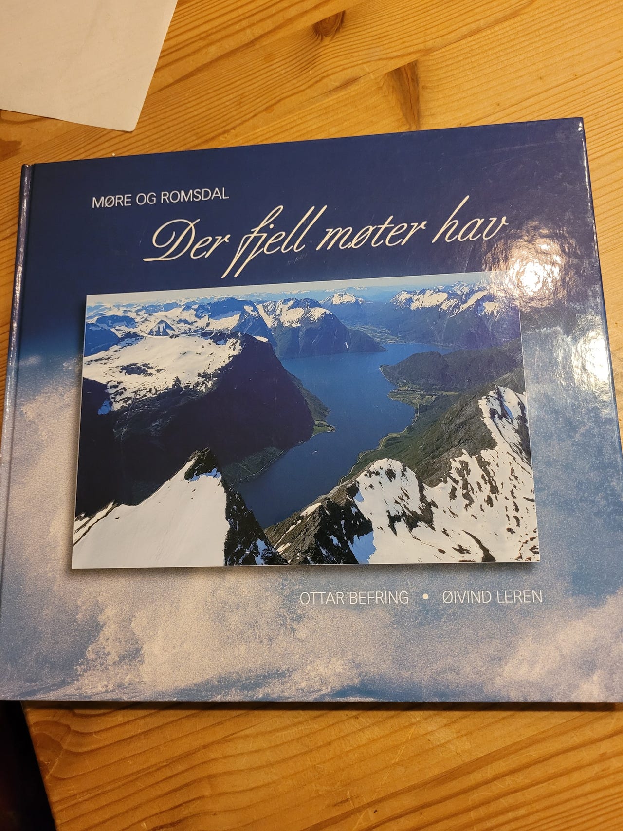 Der fjell møter hav. | FINN-torget