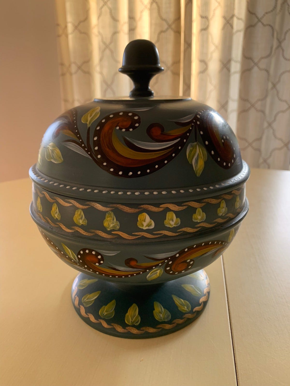 Rosemalt bolle, moderne stil | FINN-torget