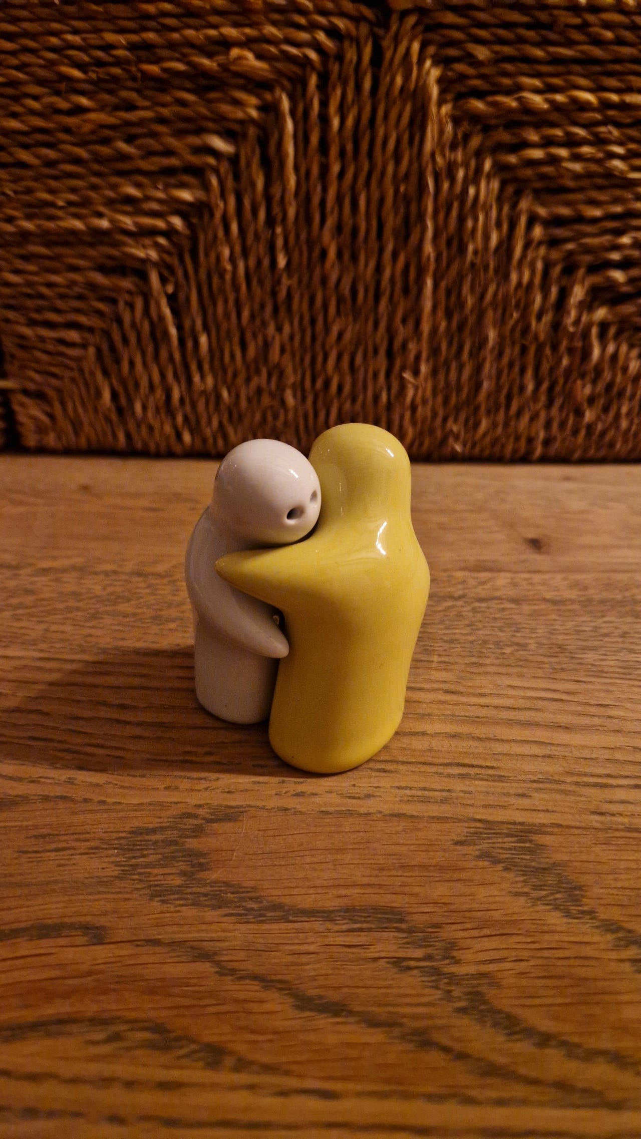 Camila's Hugs salt og pepperbøsse | FINN-torget