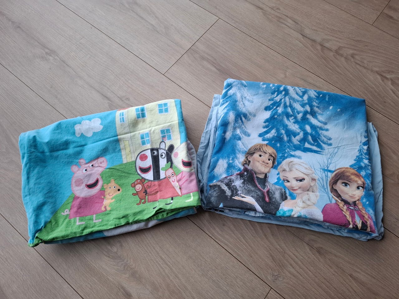 Sengetøy I str 100x140 Frozen,Elsa, Peppa gris | FINN-torget