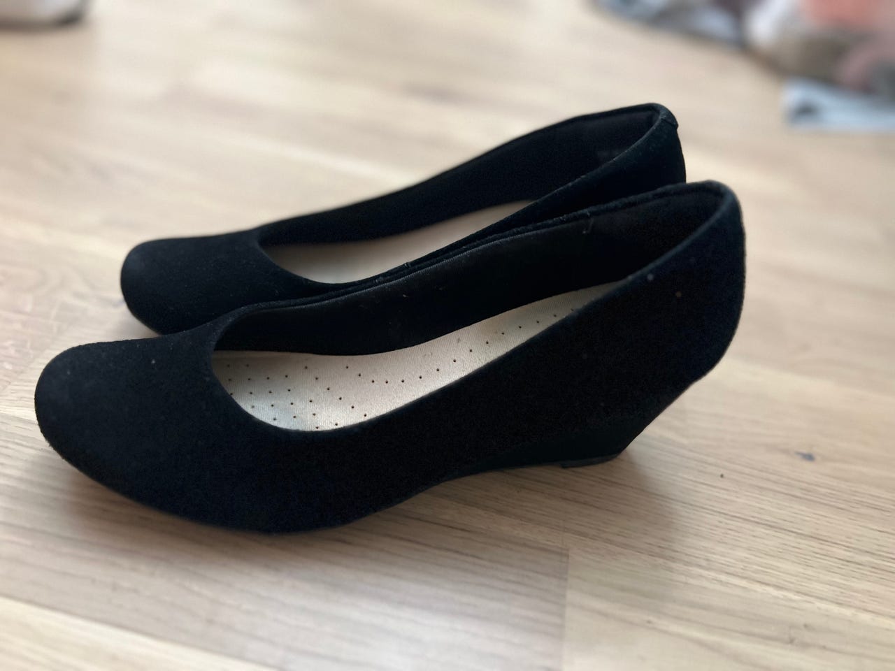 Sko fra Clarks. Semsket skinn. Str 39 | FINN-torget