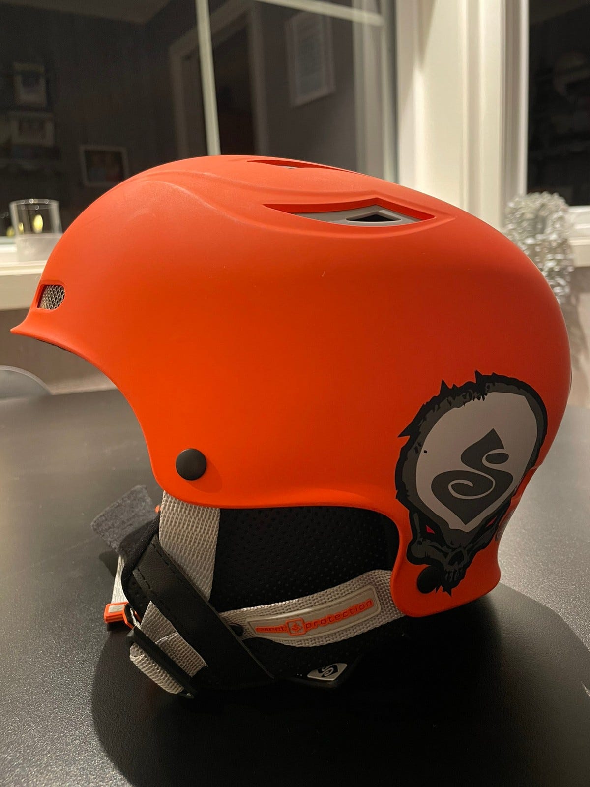 Hjelm Sweet Protection Rambler jr. S | FINN-torget