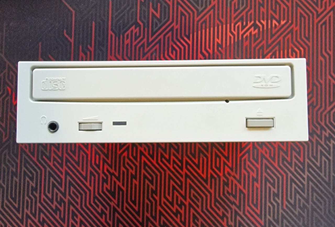 Hitachi DVD-ROM | FINN-torget