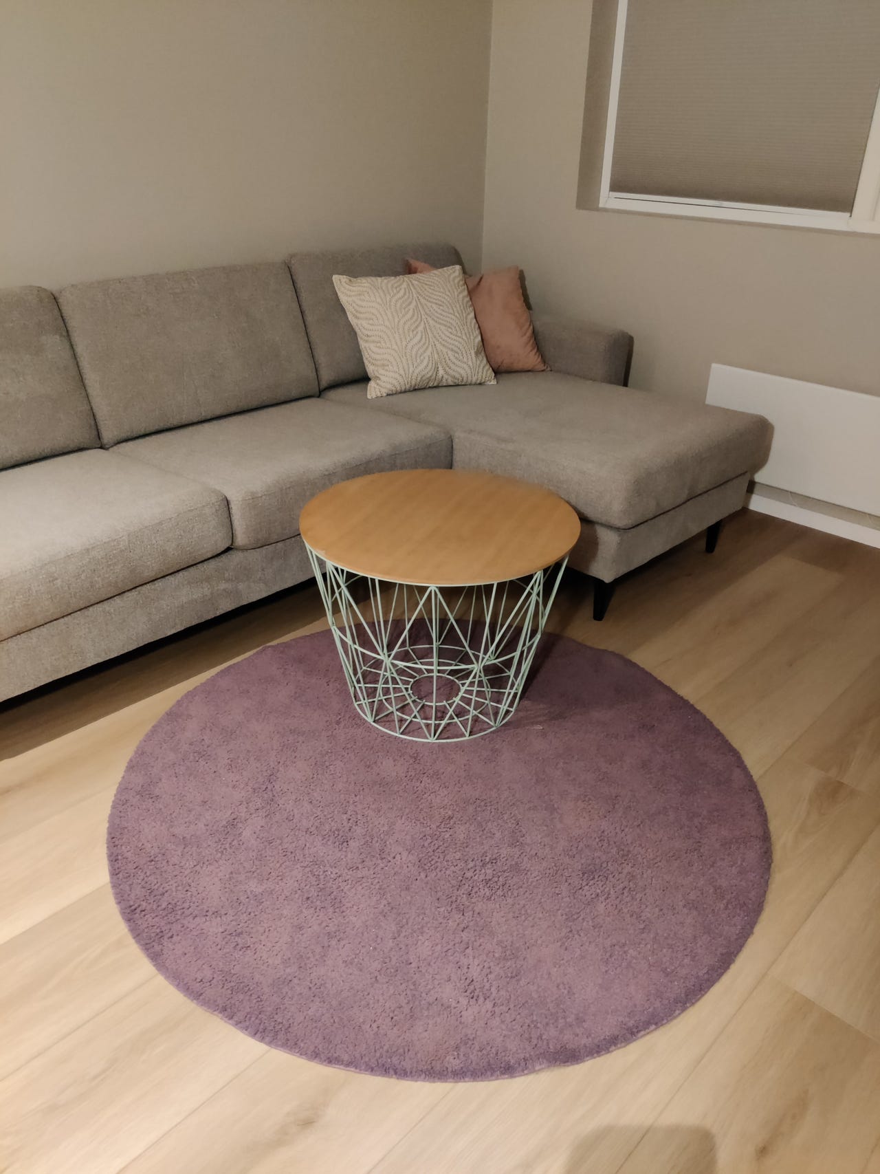 Ikea Stoense teppe 130cm | FINN-torget