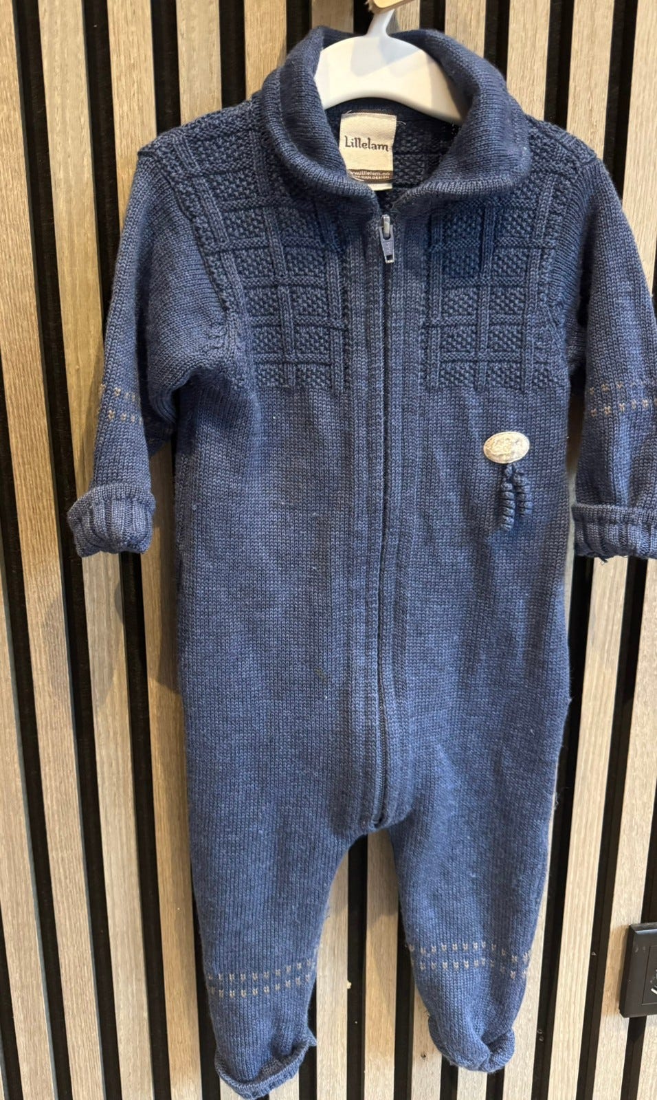 Lillelam dress m/lue | FINN-torget