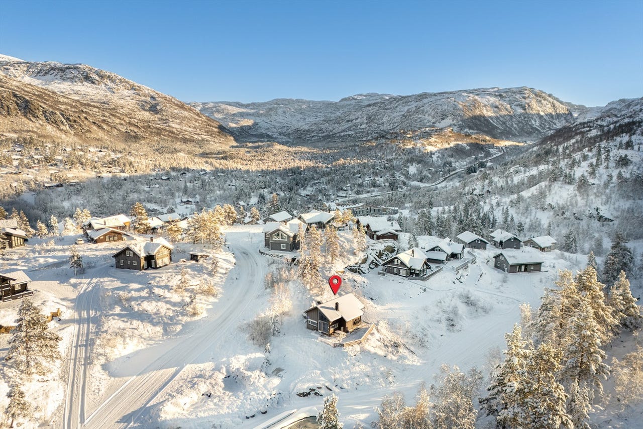Koselig og moderne hytte i nyere hyttefelt - Oppført i 2019 - Flott opparbeidet uteområde | FINN ...