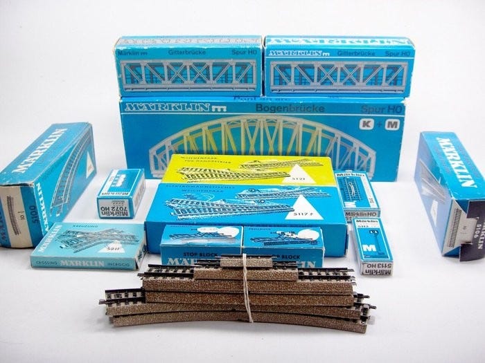 Märklin H0 - 5113 5112 7072 7191 5211 7262 7263 5100 5106 5117 5121 ...