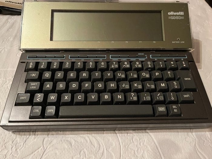 Olivetti M10 portable computer - Bærbar datamaskin (1) - uten original ...