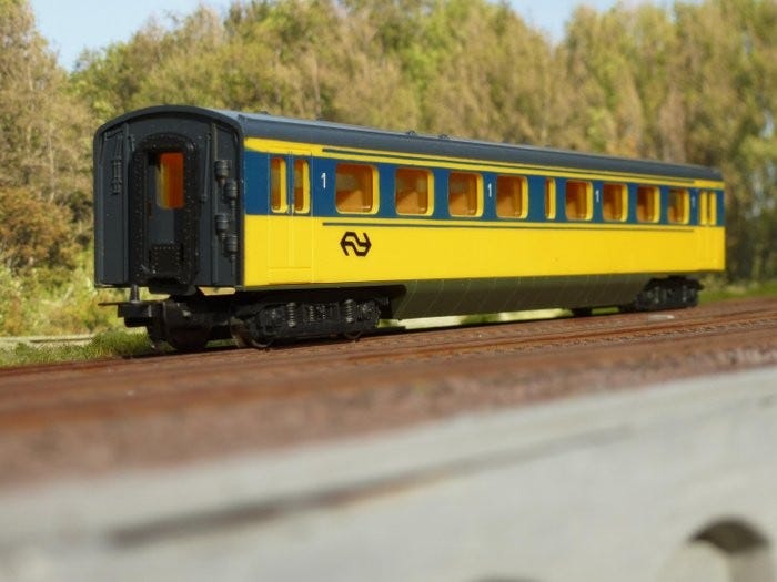 Lima H0 - Modelltog (1) - Passasjervogn Mat54 hundehode - NS | FINN-torget