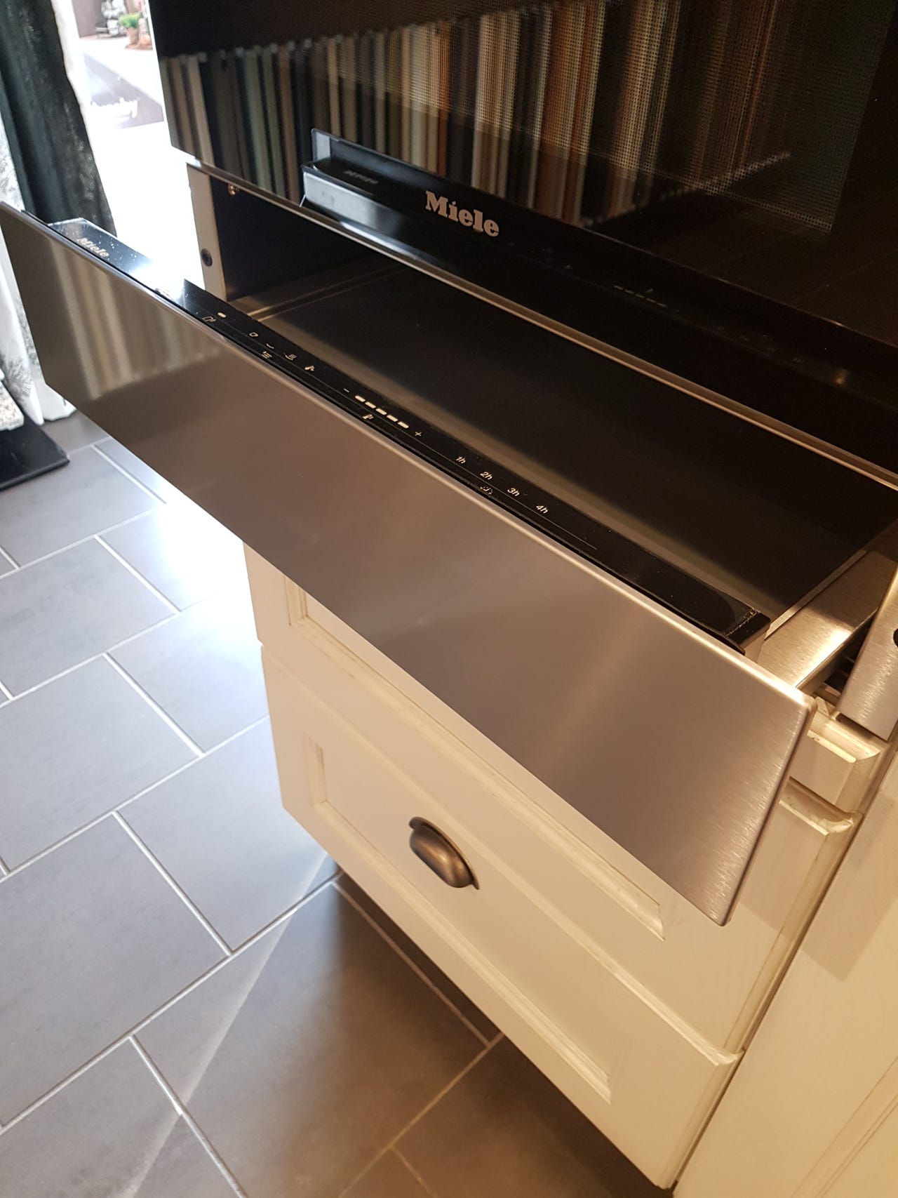 Utstilling Miele ESW 6214 varmeskuff | FINN-torget