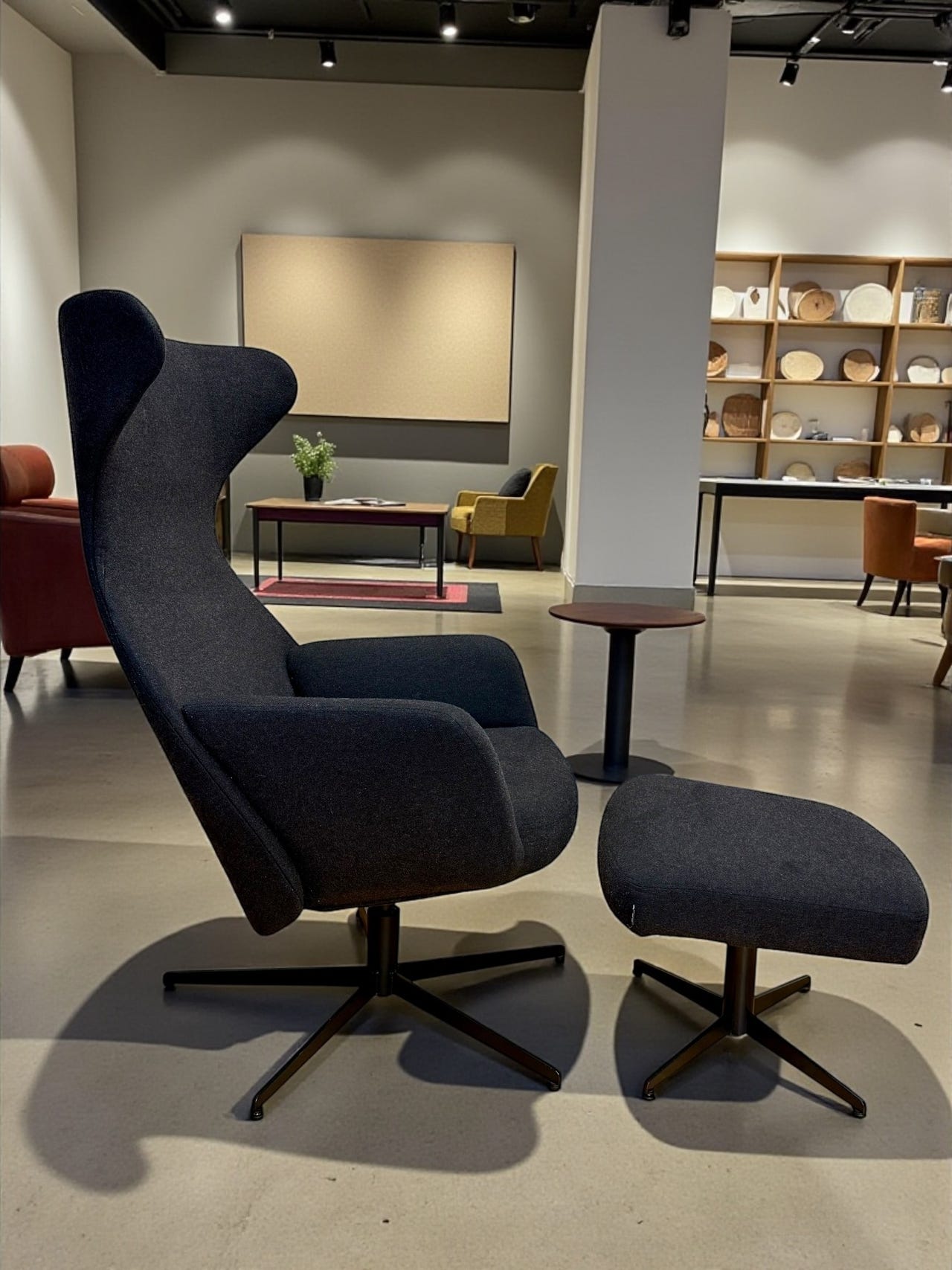 Stilig ISA lenestol fra Sits - Svart ull - Dyptvasket & UV-behandlet ...