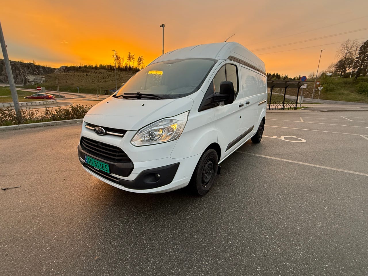 Varebil , leiebiler , bil til leie , utleie ,car , cars for rent , van ...