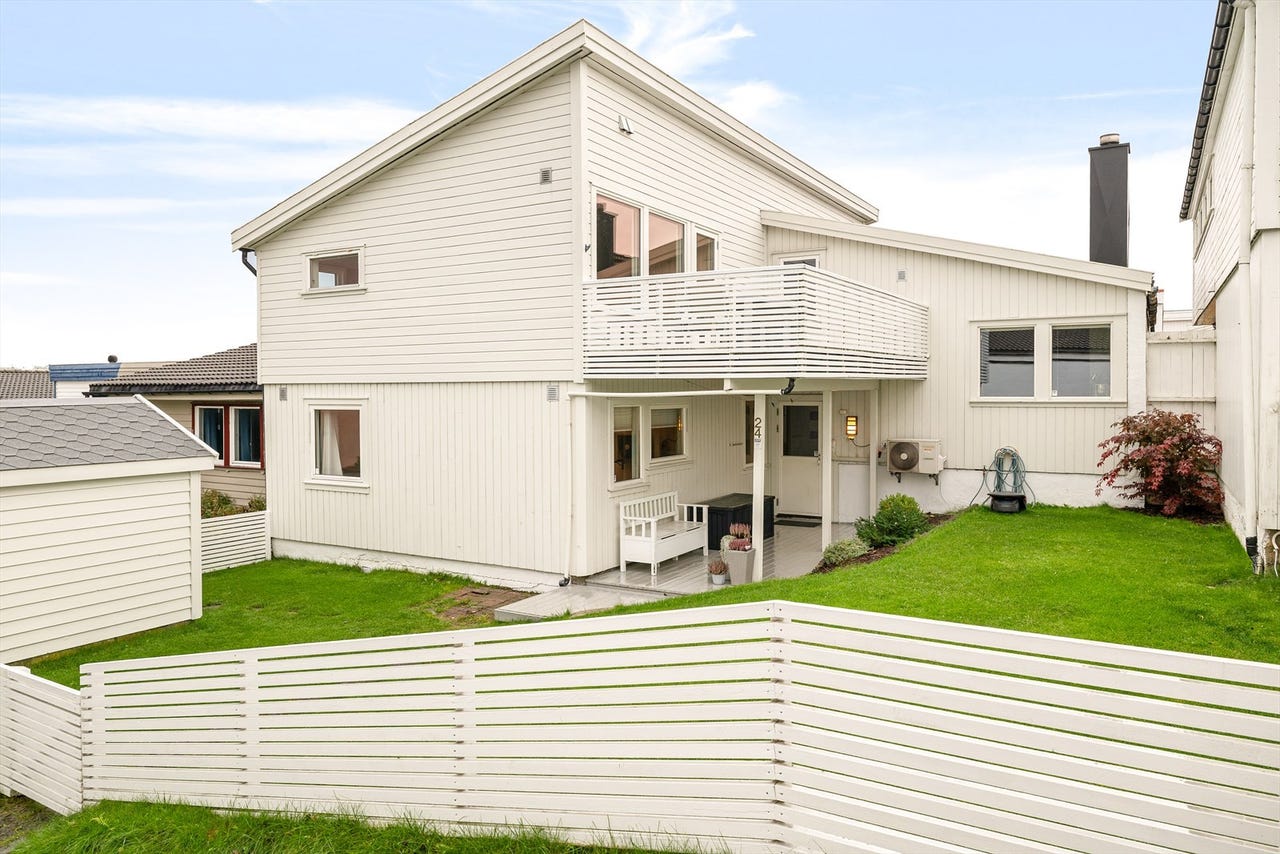 Lauritz Bergendahls Gate 24, Stavanger - enebolig på 189m² fra 1974 ...