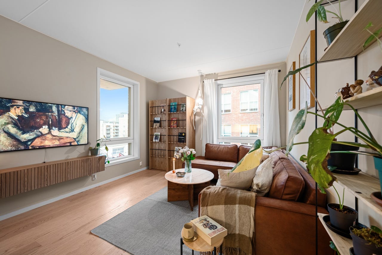 Moderne og lekker 3-roms fra 2022 m/balkong | IN-ordning | Felles ...