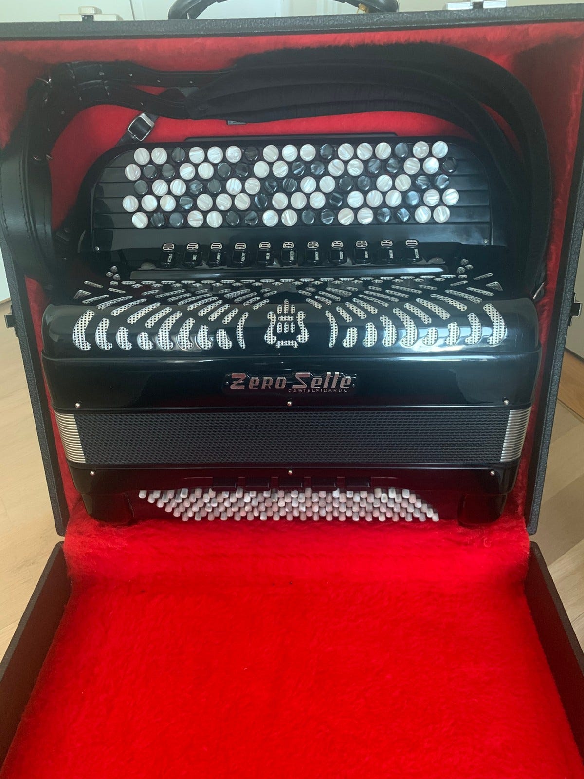 Zero Sette L 40A,Norsk System 4 kor, ikke cassotto. | FINN-torget