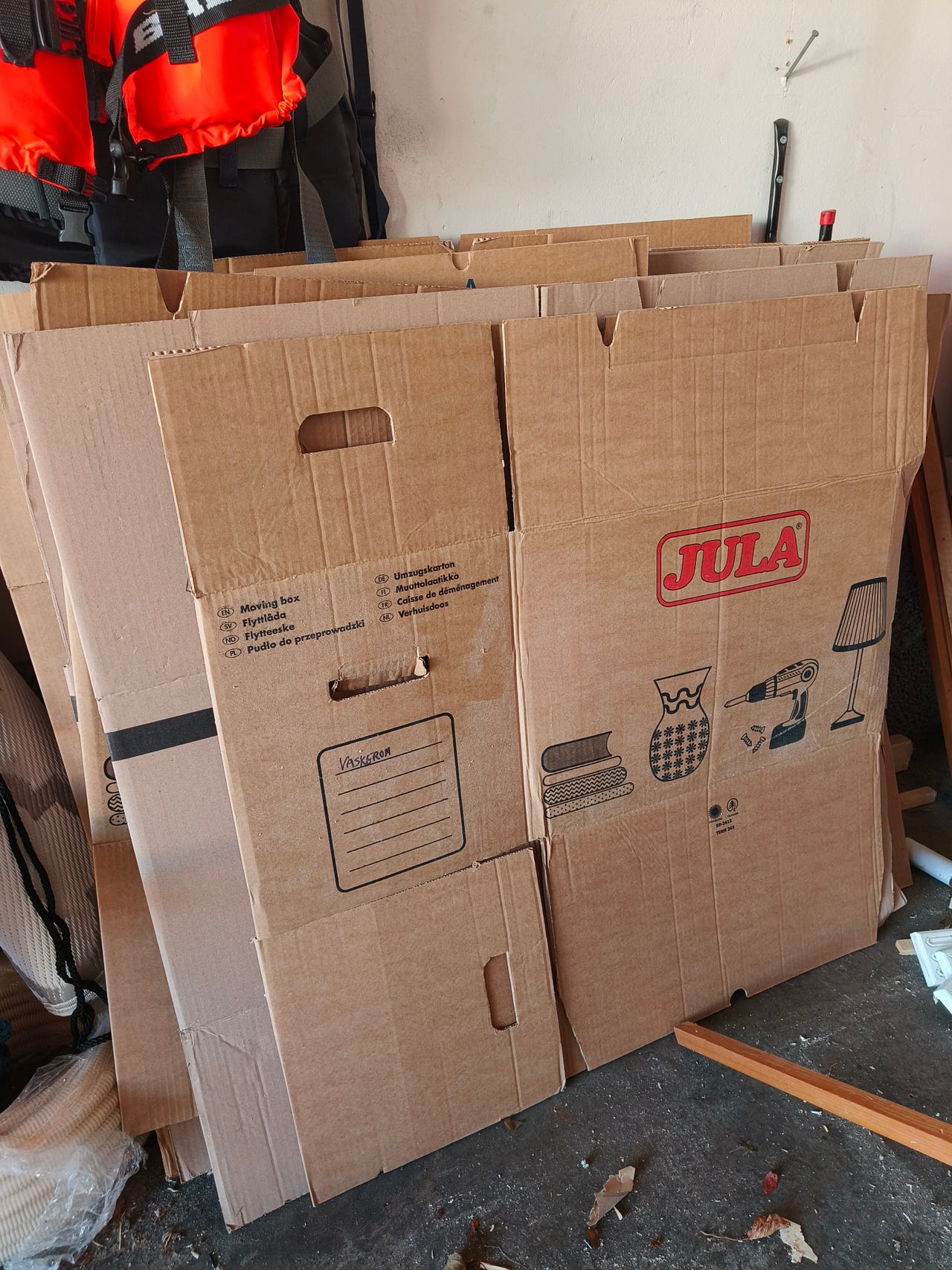 Flytteesker | FINN-torget