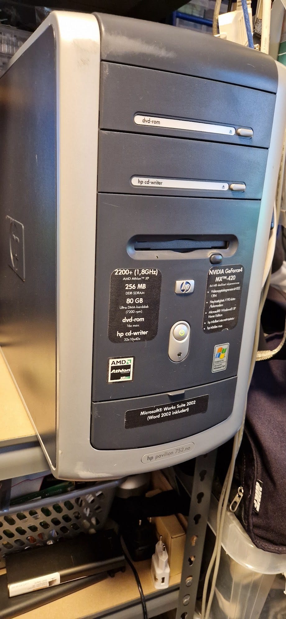 Retro HP pavilion PC med Windows XP | FINN-torget