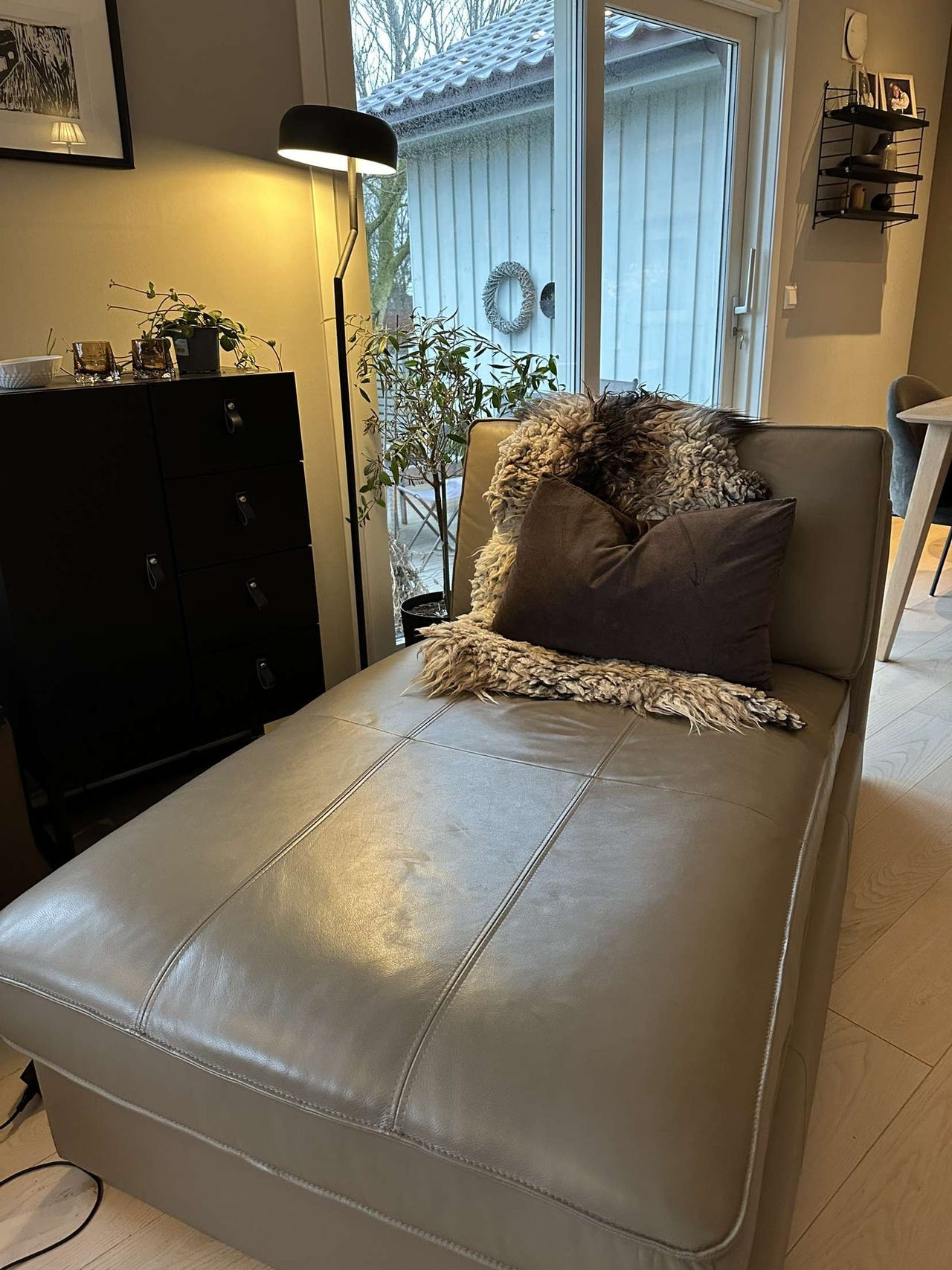 Kivik sjeselong i ekte skinn | FINN-torget