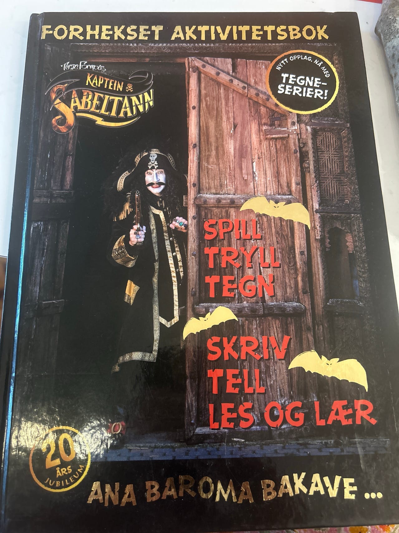 Kaptein sabeltann bok | FINN-torget