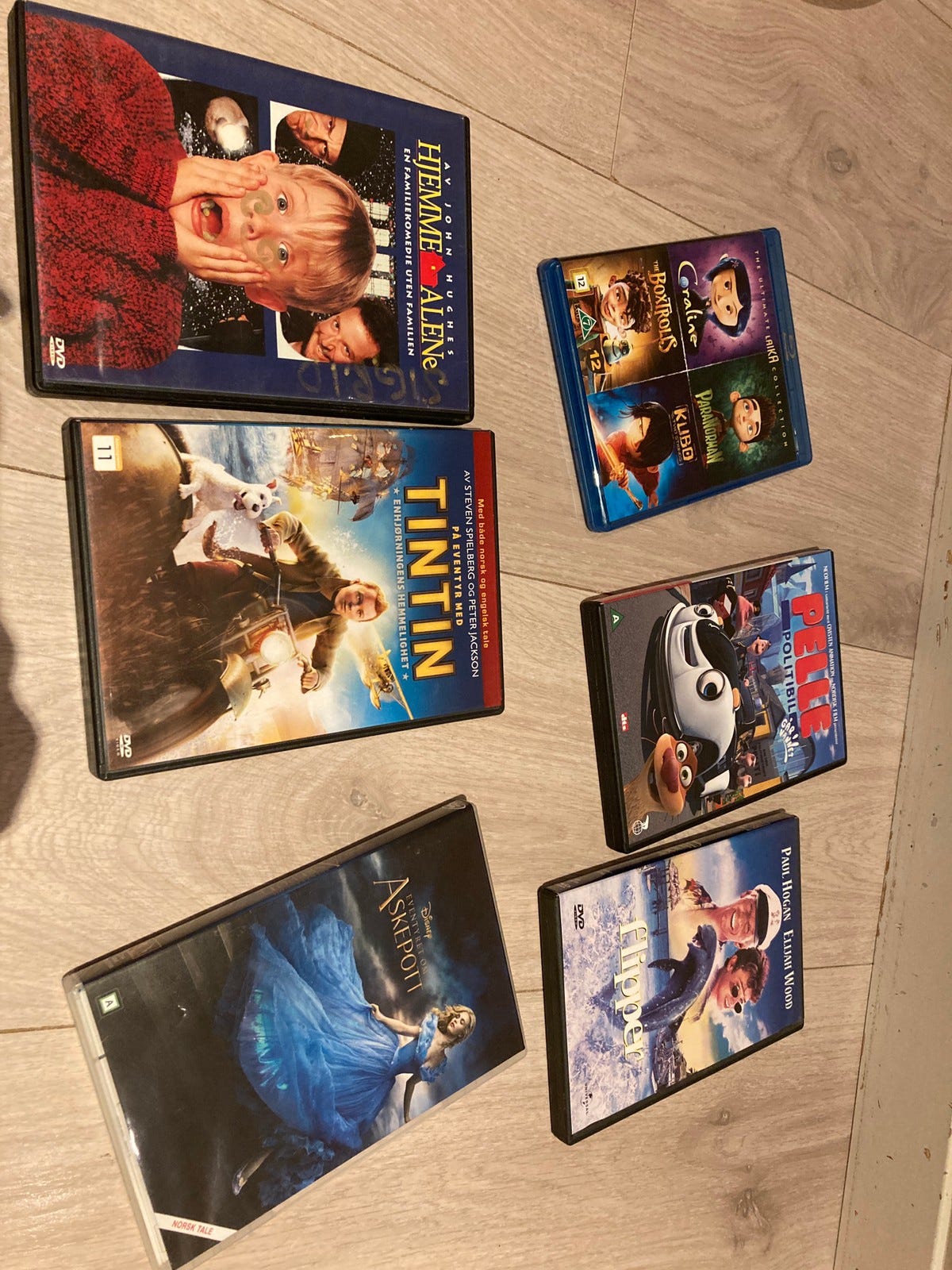 Div dvd-er selges. | FINN-torget
