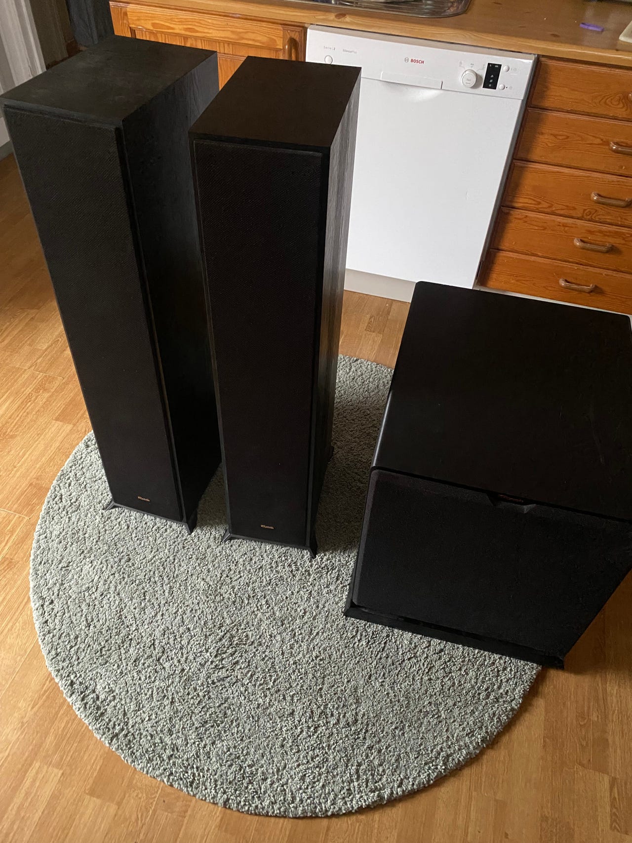Klipsch R620f og klipsch R115 sw selges | FINN-torget