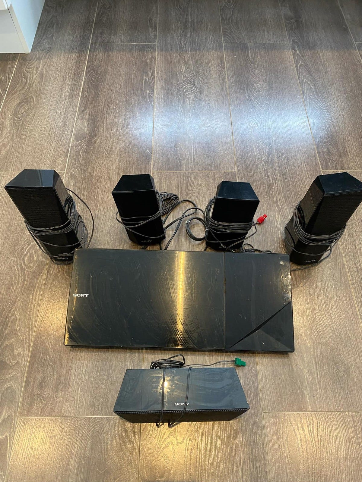 Sony BDV N-5200w | FINN-torget