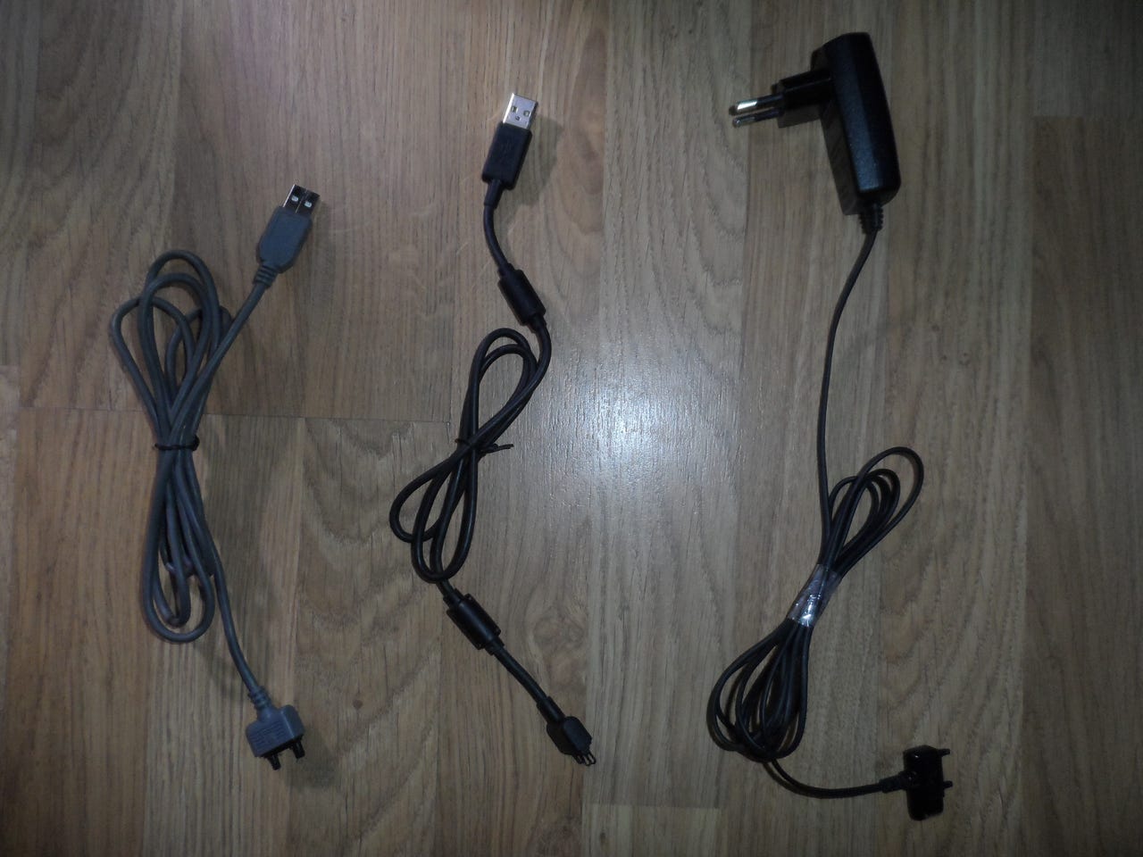 Sony ericsson lader & datakabler - kan sendes | FINN-torget