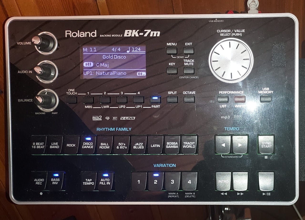 Roland BK-7m | FINN-torget