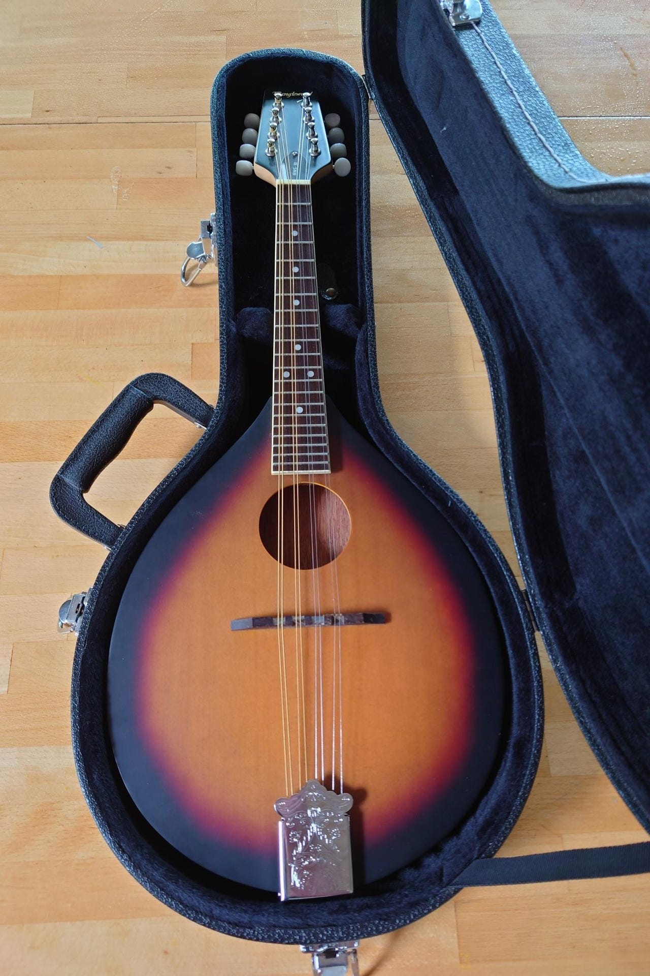 Mandolin | FINN-torget