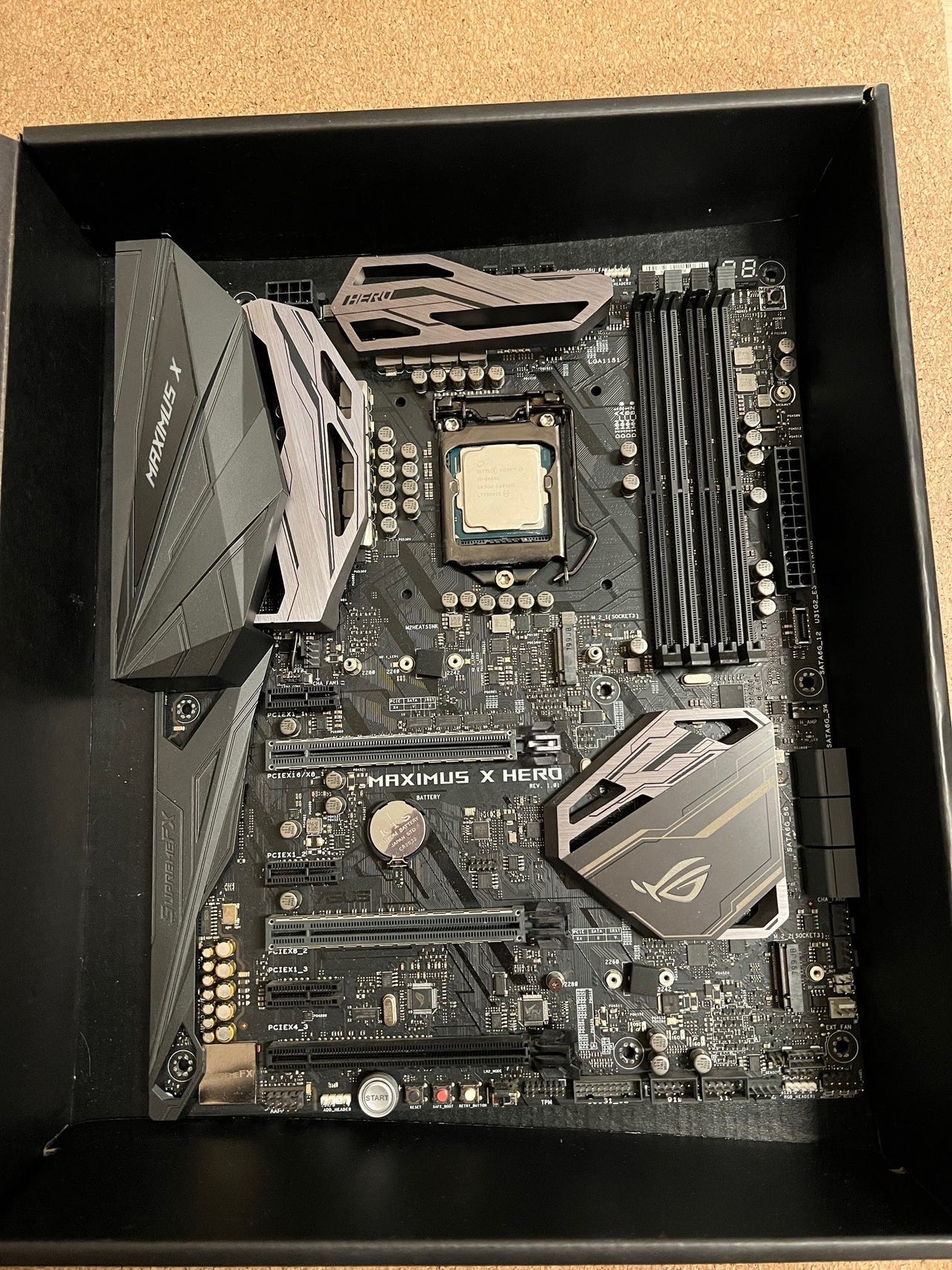 Z370 Hovedkort + 8600K CPU | FINN-torget