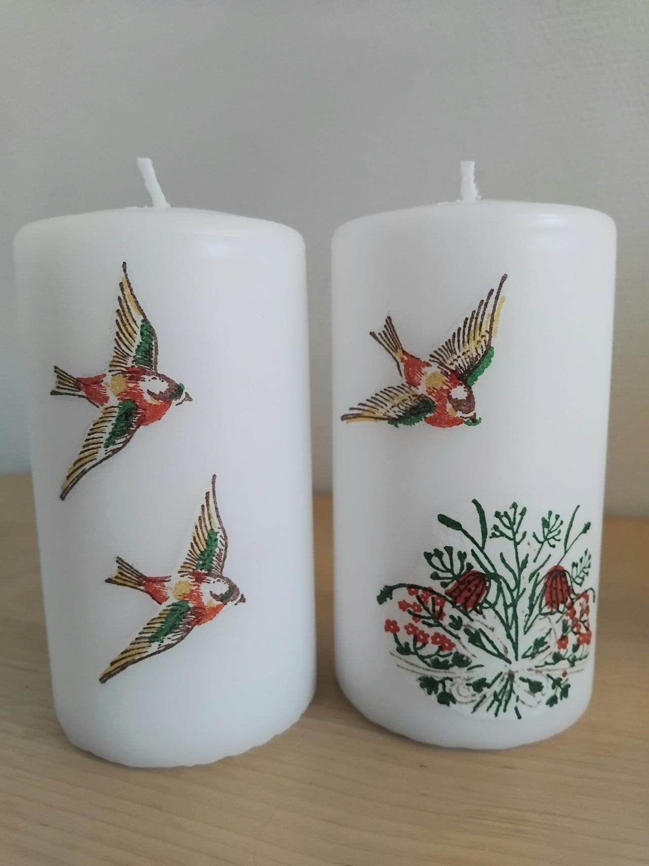 2 dekorerte kubbelys med fugler og blomster | FINN-torget