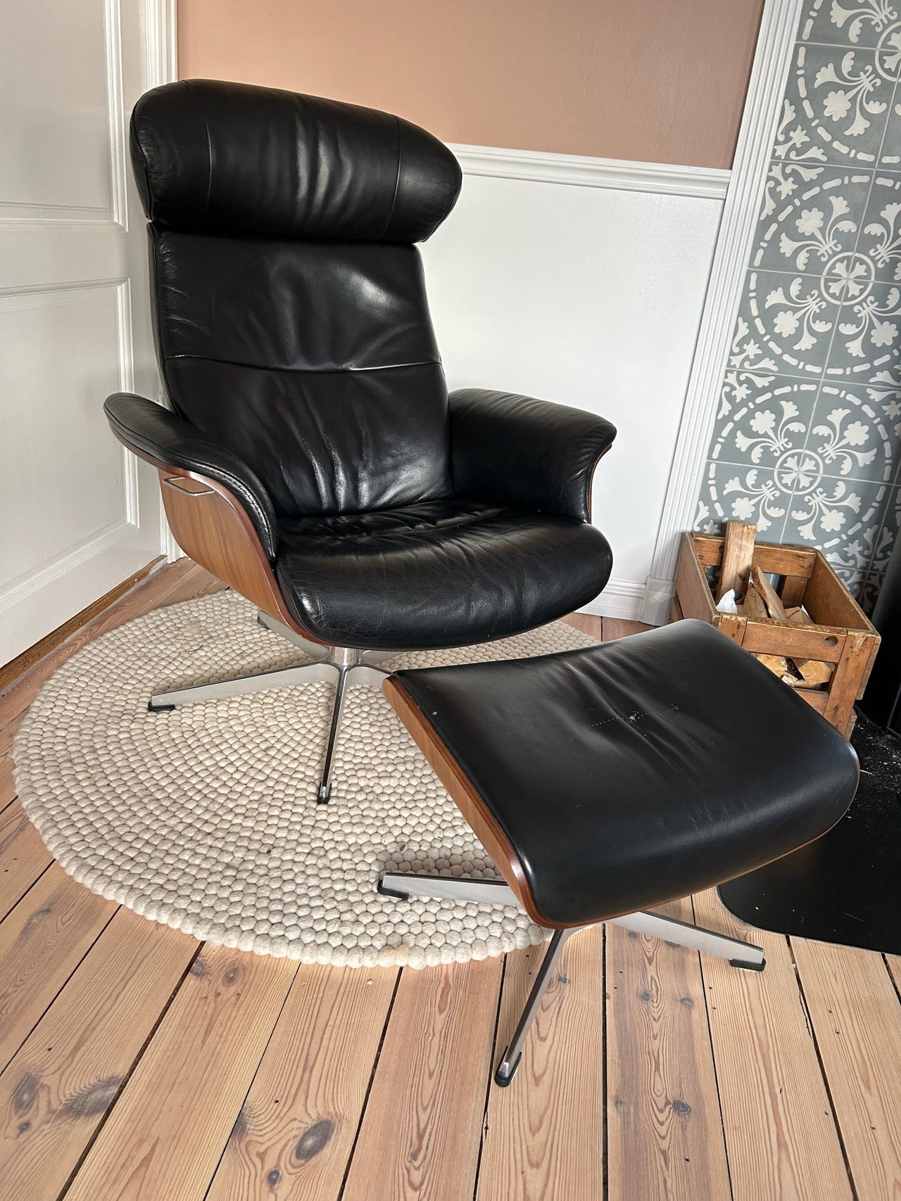 Conform Timeout lenestol med skammel | FINN-torget