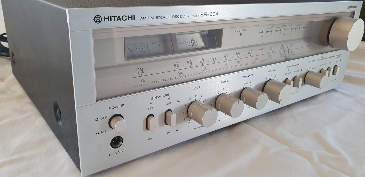 Vintage Hitachi SR-604 Dynaharmony Silver Face AM-FM Stereo Receiver | FINN-torget