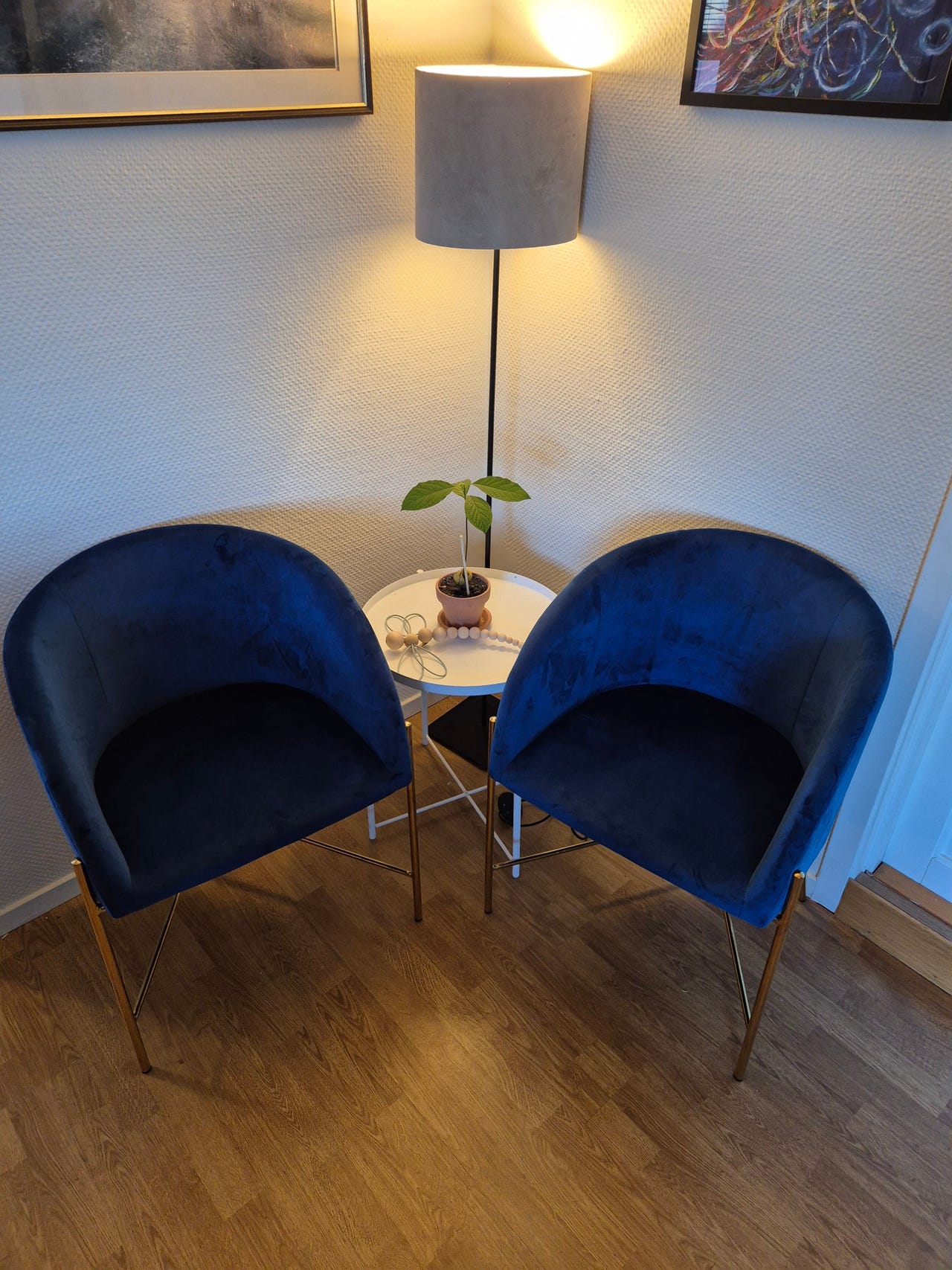 2 fine stoler, nesten nye | FINN-torget