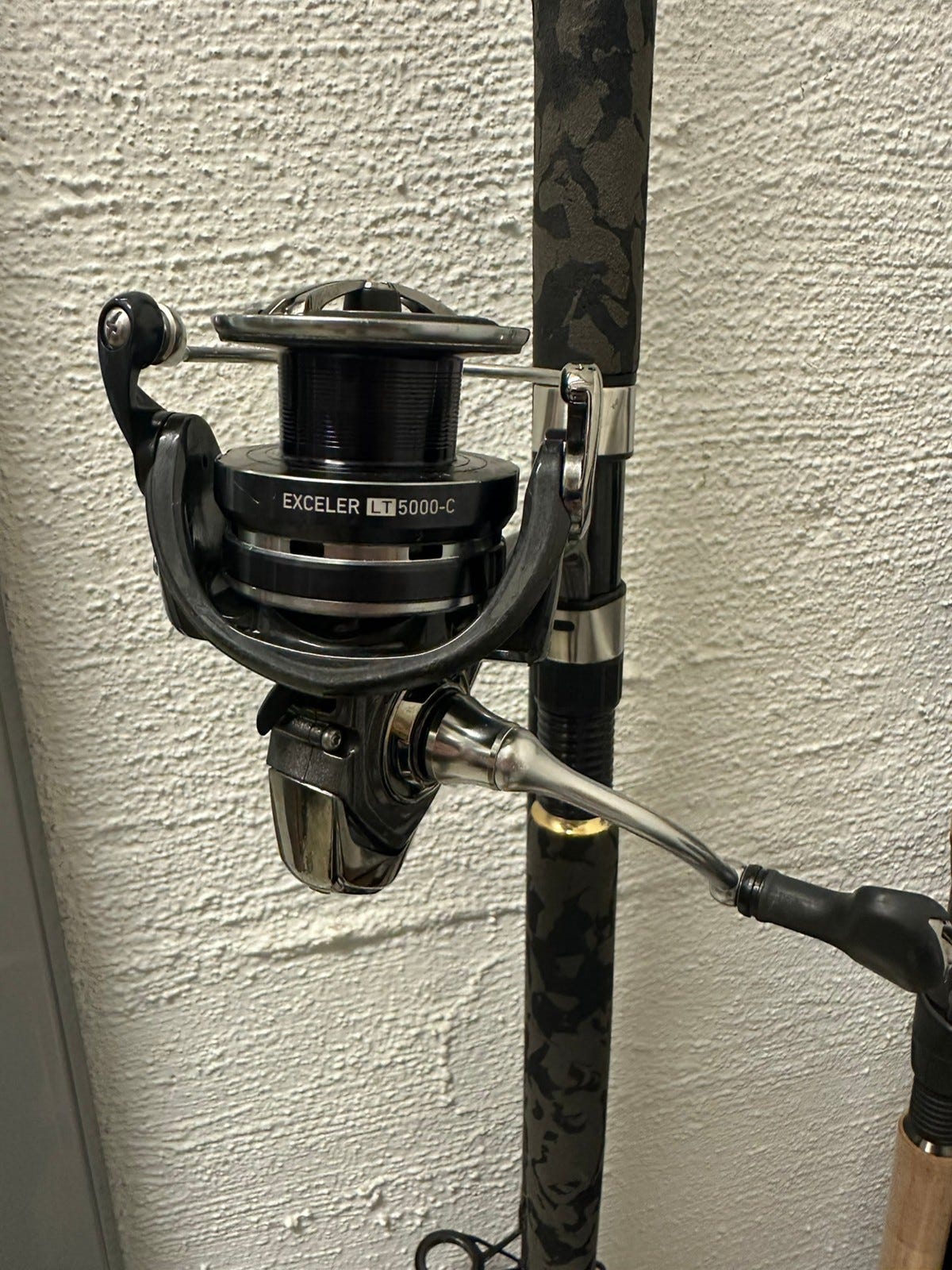 11ft 20-60g stang med haspelsnelle (Daiwa exeler ly 5000c) | FINN-torget