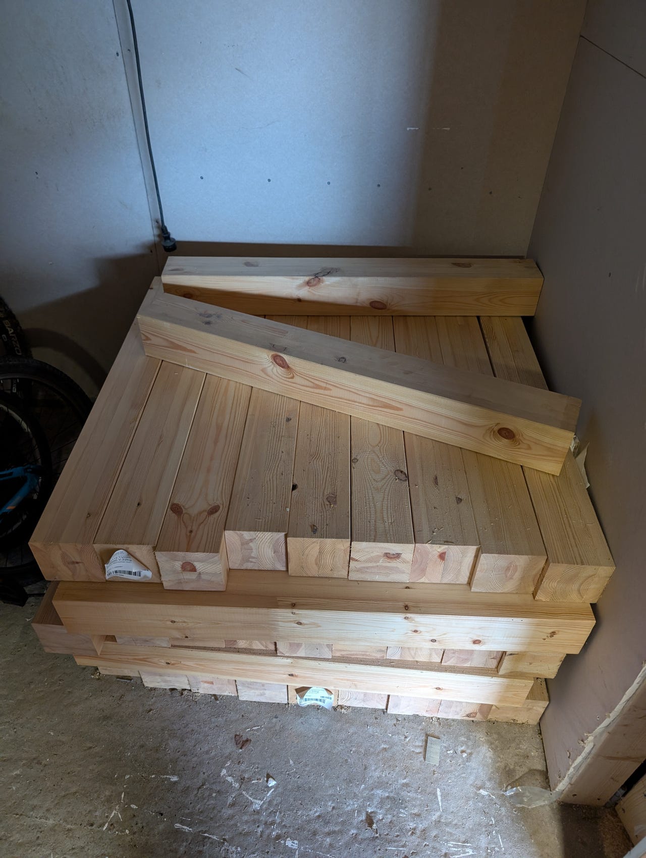 Trykkimpregnert limtre 115x115 98cm lange 35stk | FINN-torget